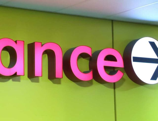 Plastic Sheet and Film for Sign Manufacturing | Curbell Plastics